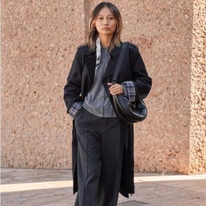 Uniqlo | Bags | Nwt Uniqloc Faux Leather Round Shoulder Bag Black ...